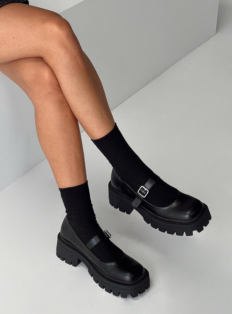 Reed Flats Matte Black | Princess Polly