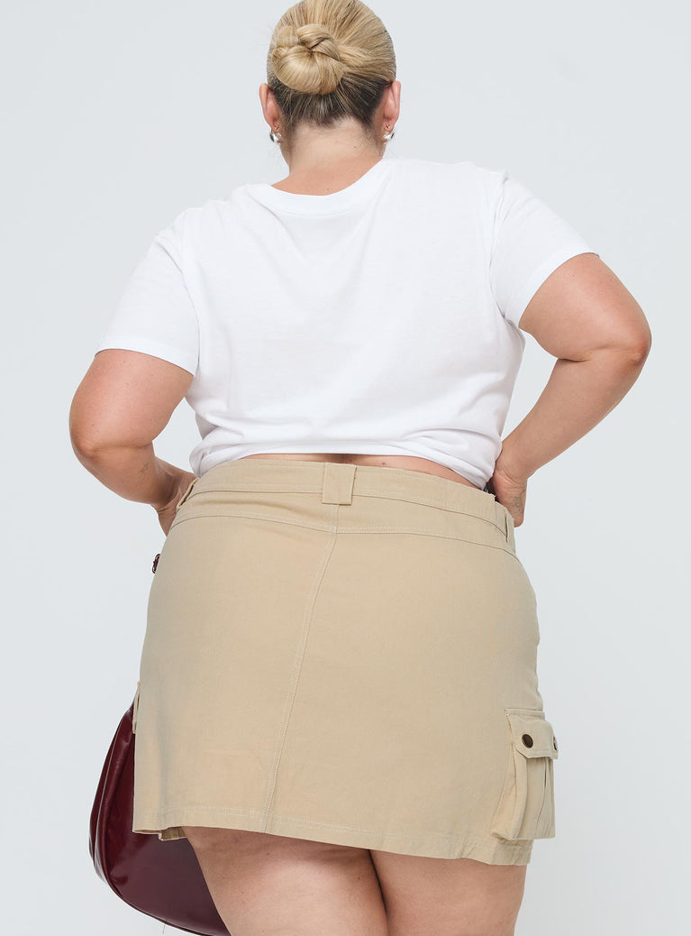 Lydie Cargo Mini Skirt Beige Curve | Princess Polly UK